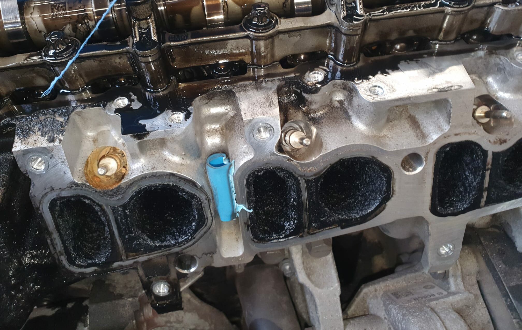 Knapper Motorschaden bei BMW 116D B37: Ansaugbrücke verstopft