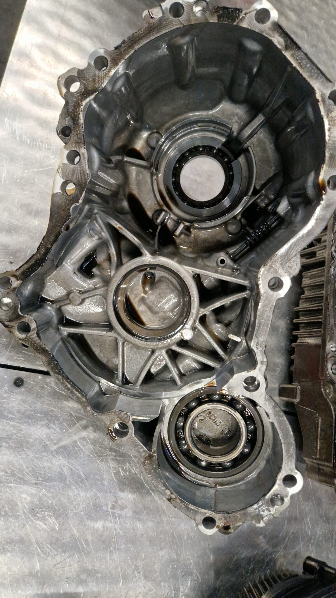 Reparatur des Verteilergetriebes von BMW: Anzeichen und mögliche Ursachen